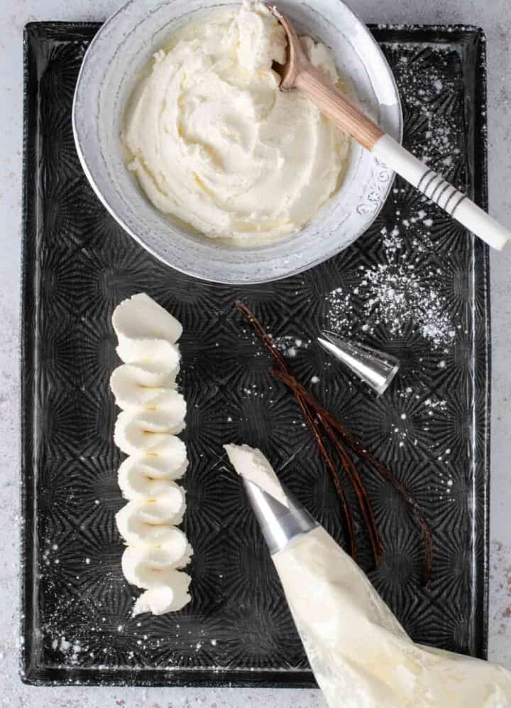 Mascarpone whipped cream (Chantilly Mascarpone Cream)