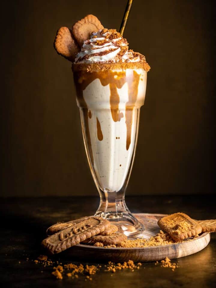 The Ultimate Nutella milkshake recipe (3 ingredients)