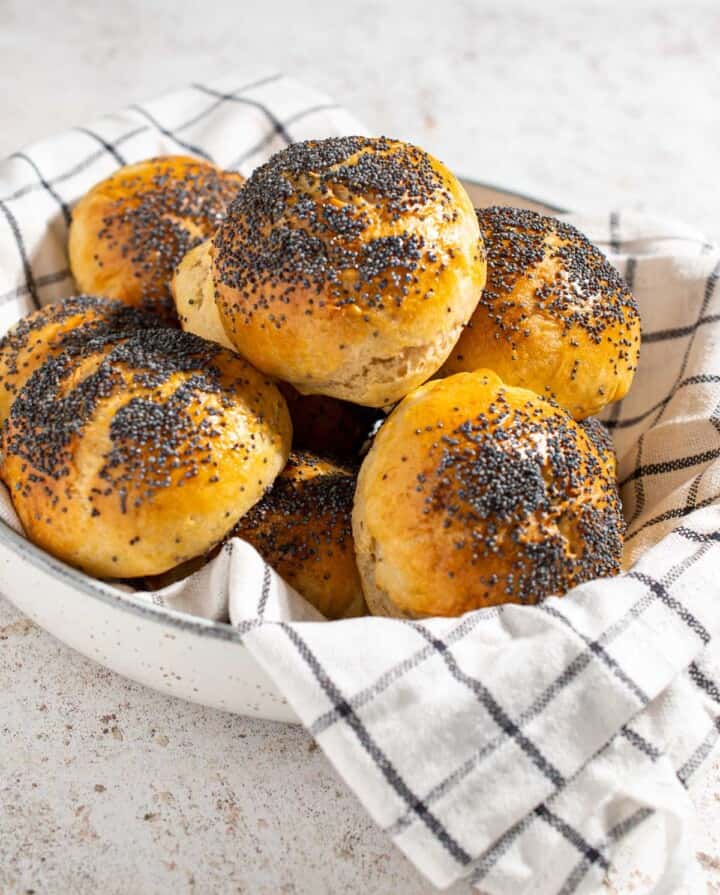 Rundstykker - Delicious Danish breakfast rolls