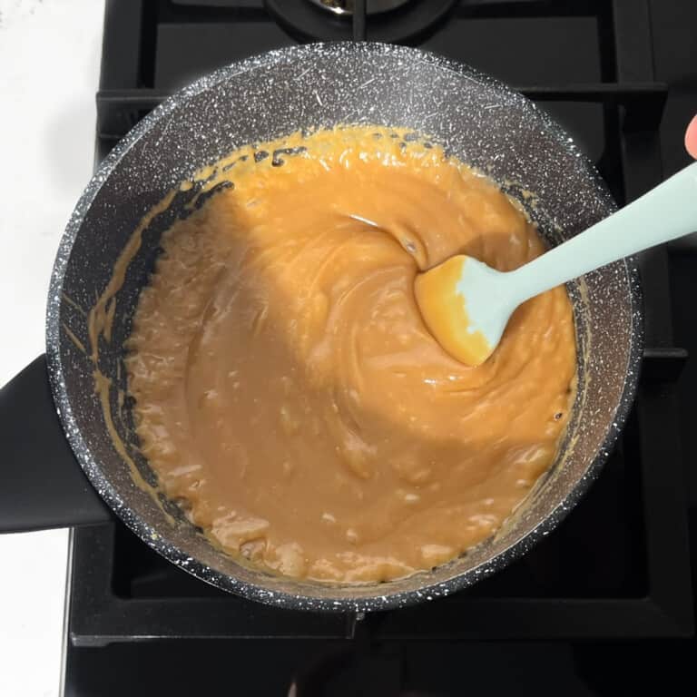 Tan Square - An Easy Caramel Slice Recipe