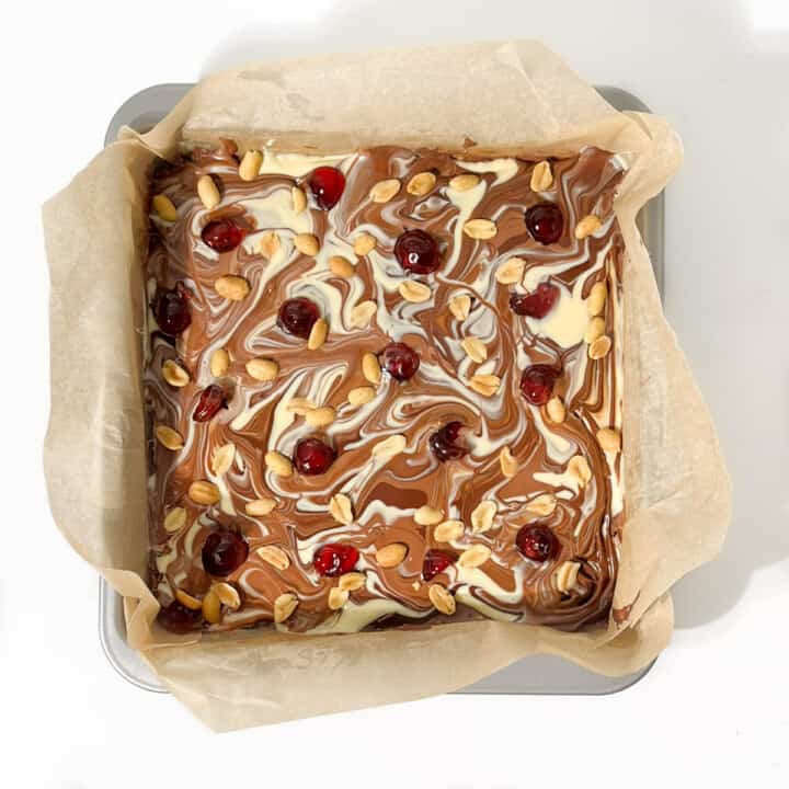 Easy Chocolate Tiffin - Step-by-Step Tutorial